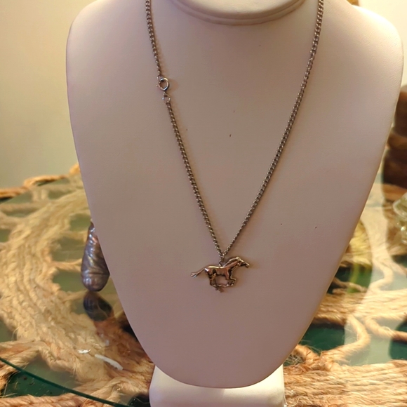 Avon | Jewelry | Vintage Avon Neck | Poshmark